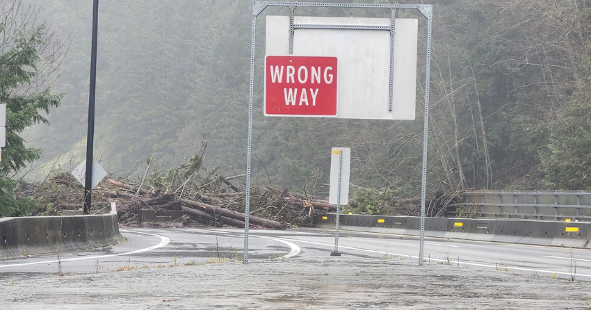UPDATE: Sea to Sky Highway reopens after mudslide from BC windstorm