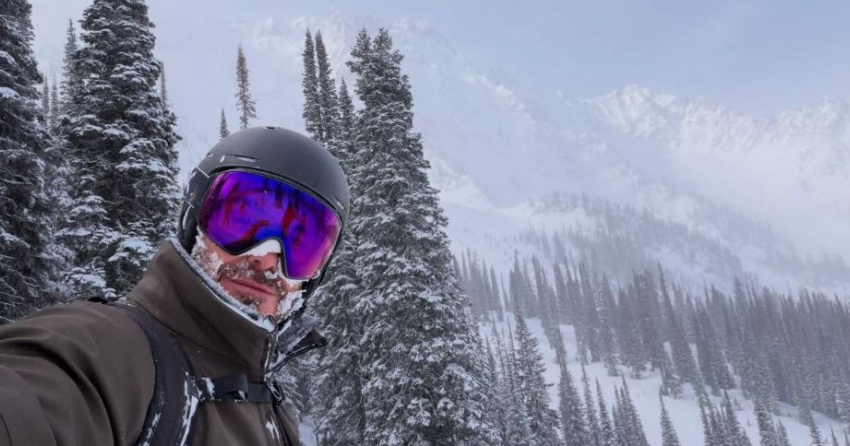 ‘One of my favourite places to be’: David Beckham makes his annual ski ...